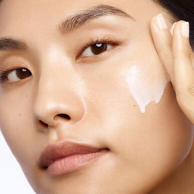 Explore Skincare Range: Shop Sunscreen for Face | YSL Beauty