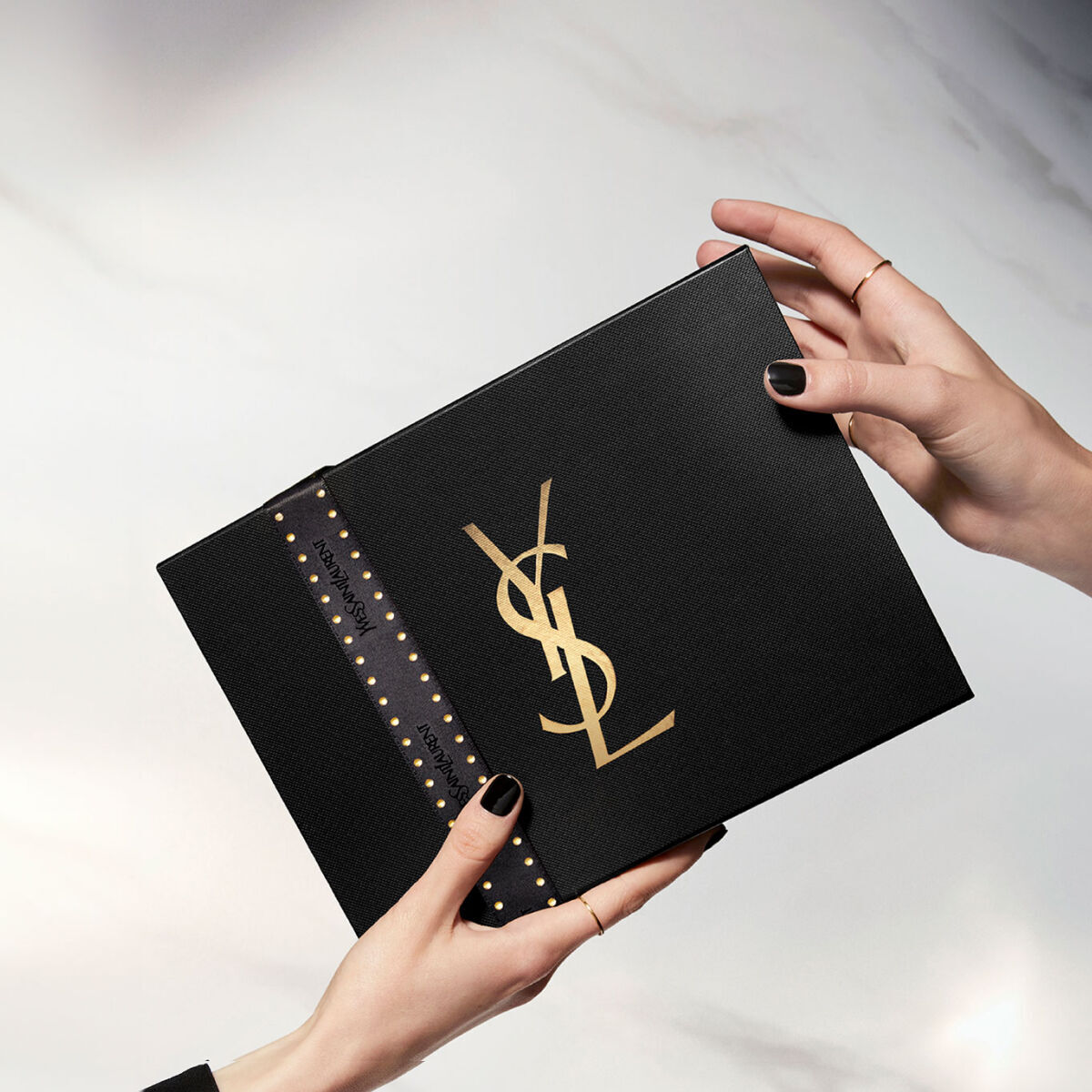 Art of Gifting | Personalized Beauty Gifts | YSL Beauty